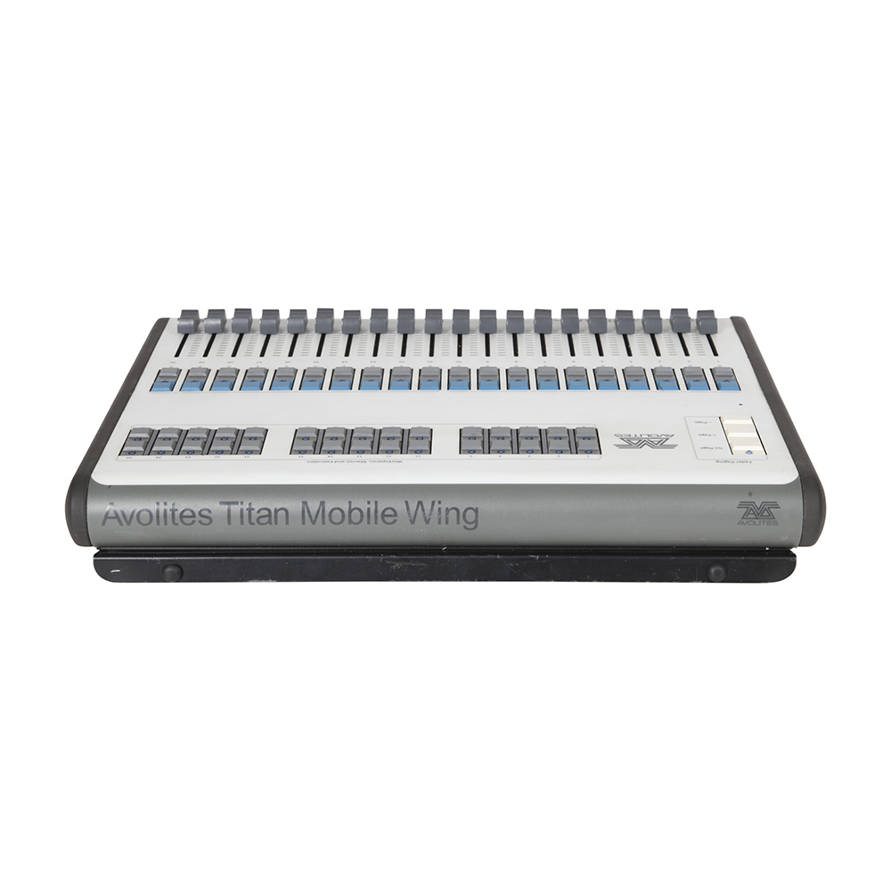 Wing Avolites Titan Mobile 20 Faders – Arriendos Oxiluz.cl